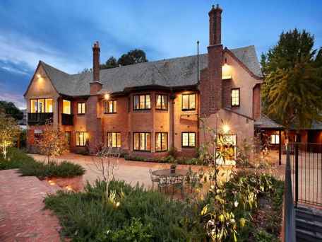 Toorak’s Little Milton Hits The Market, Price Expectations Circa $13 ...