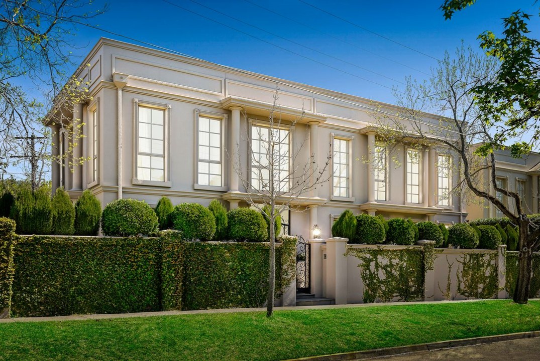 Former AFL star Chris Tarrant lists renovated Toorak mini manor ...