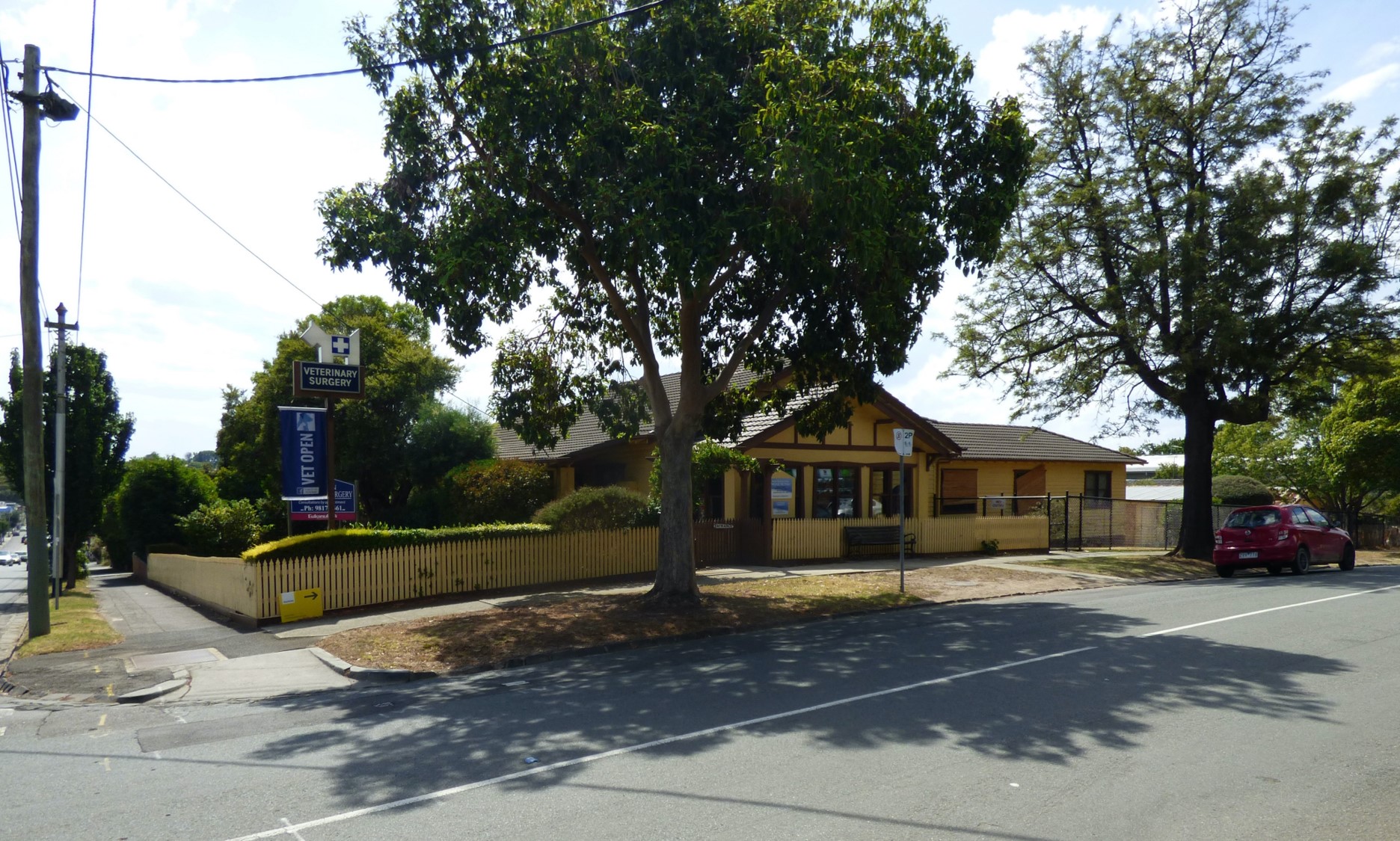 Dr Hugh Wirth AM estate properties in Deepdene sell for $7.025m ...