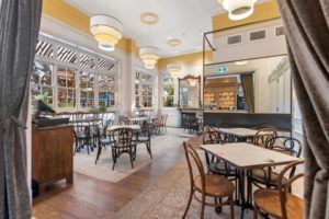 Movie producer buys Neutral Bay’s The Oaks – realestatesource