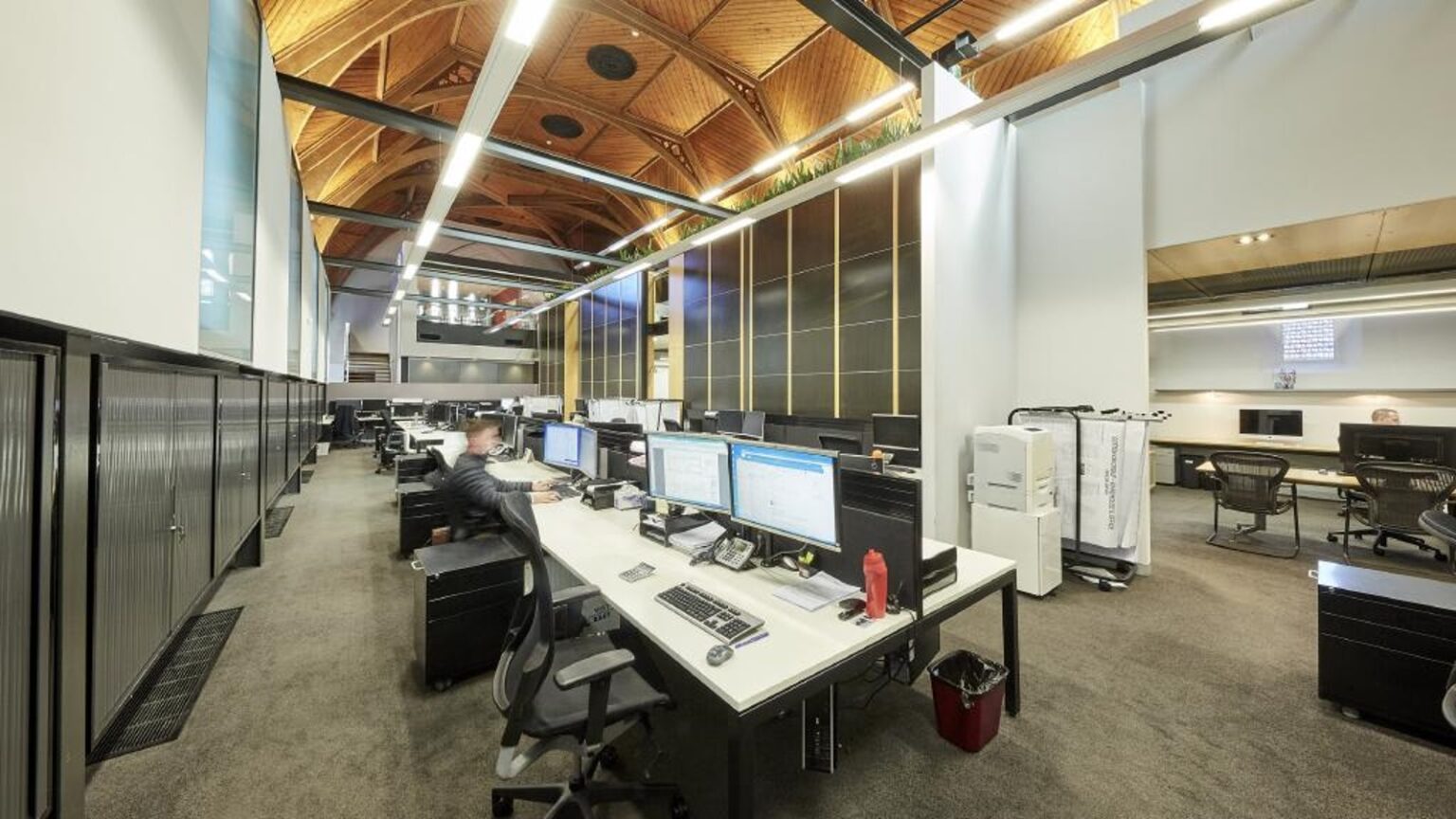 Qanstruct swoops on sprawling office – realestatesource