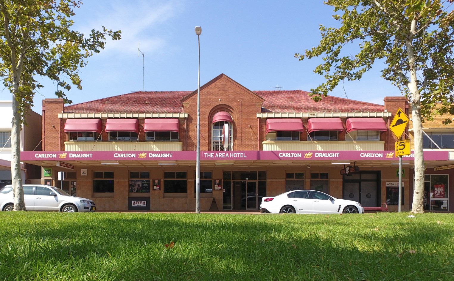 Jim Knox turns impressive profit from pub sale – realestatesource