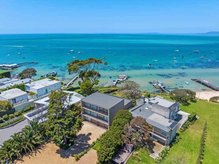 Sass brothers drop $61m for Mornington Peninsula compound ...