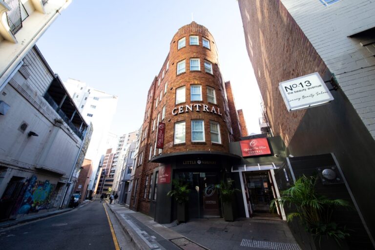 Strata owners unite to sell Potts Point hotel – realestatesource