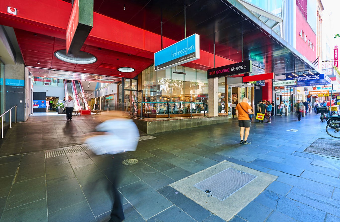 ISPT sells ex-Waltons department store – realestatesource
