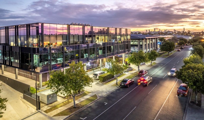 Asset managers trade modern suburban office – realestatesource